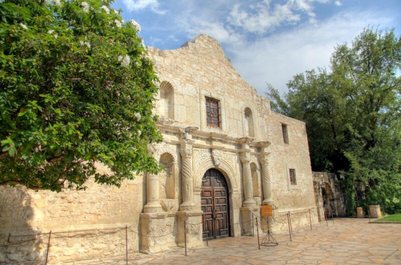 TODAY IN HISTORY: Remember the Alamo - March 6th - World Footprints
