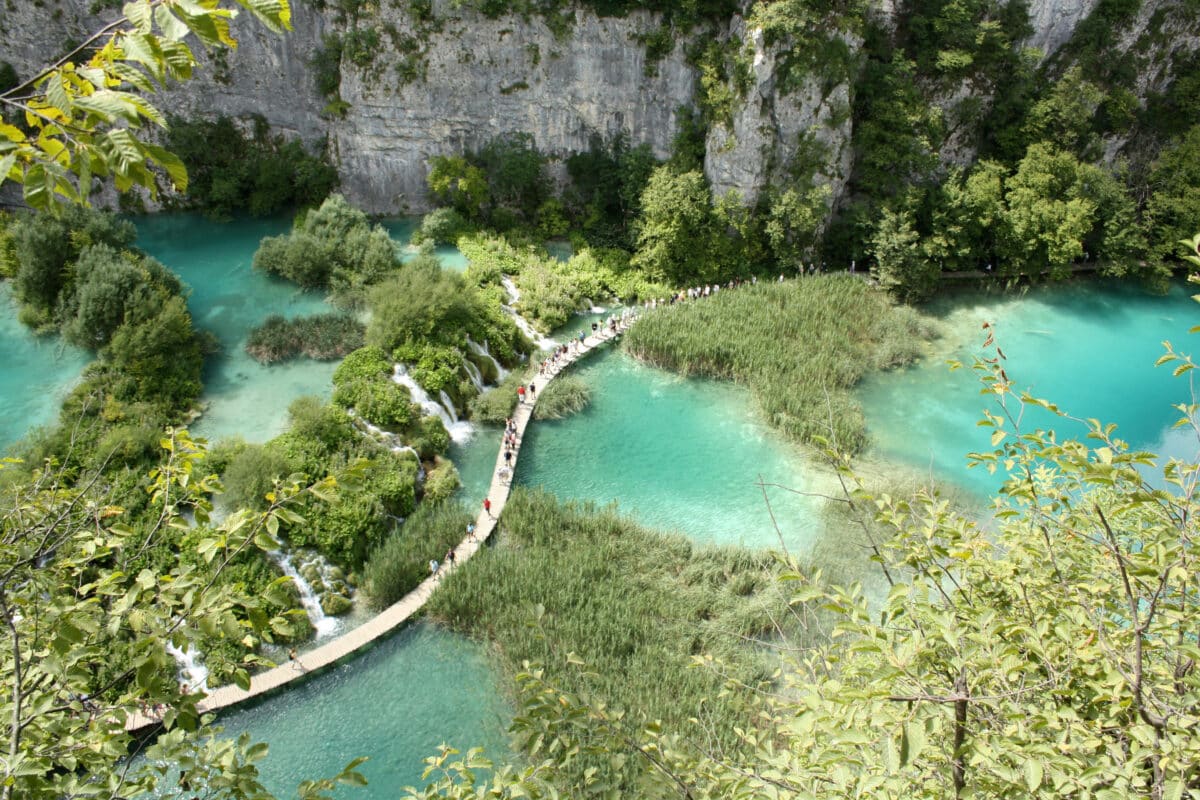 Croatia Plitvice Lakes National Park: Discover Natural Wonder