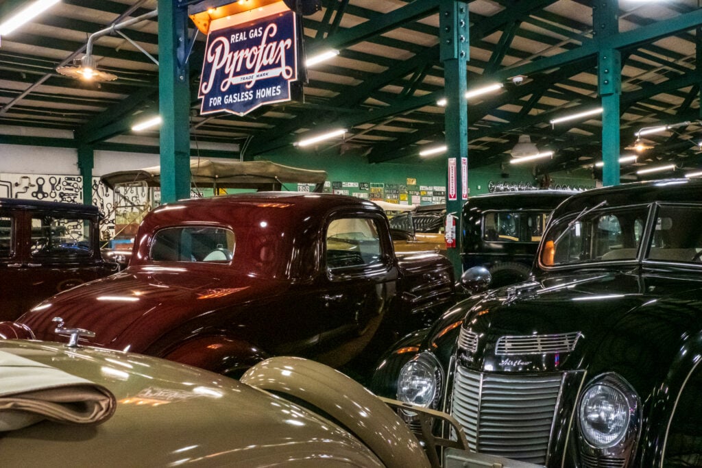 LeMay Collection at Marymount | World Footprints