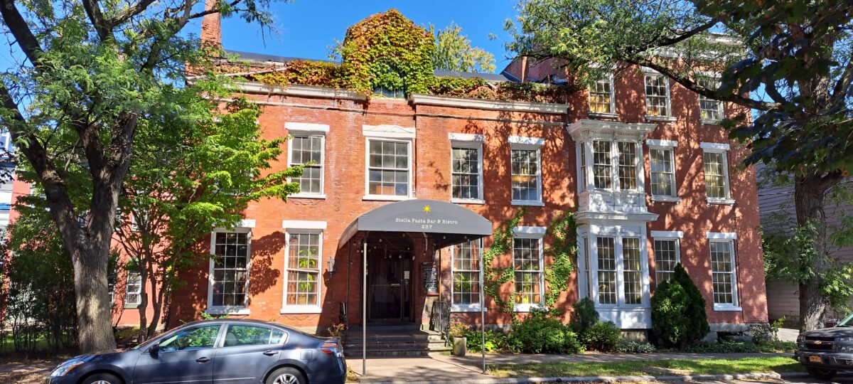 Schenectady, New York - Off the Beaten Bath | World Footprints